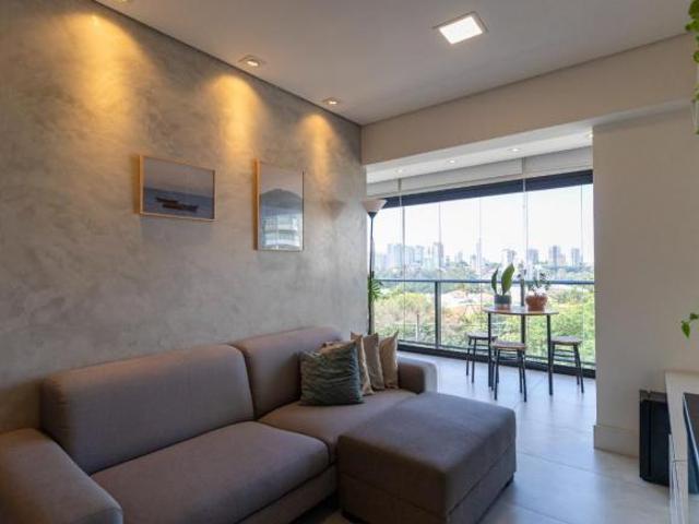 Apartamento tipo para venda em Vila Mariana com 2 quartos, sendo 1 suíte, 63m²