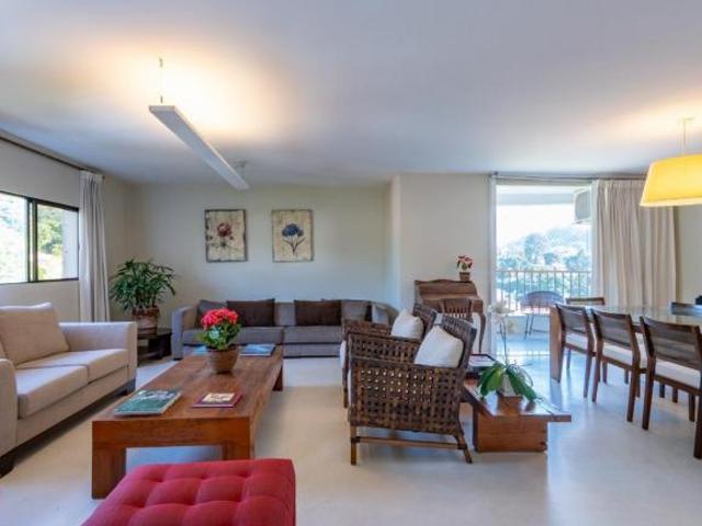 Apartamento tipo para venda em Vila Morumbi com 3 quartos, sendo 3 suítes, 232m²