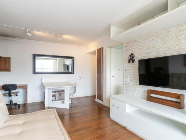 Apartamento tipo para venda em Vila Nova Conceição com 2 quartos, sendo 1 suíte, 71m²