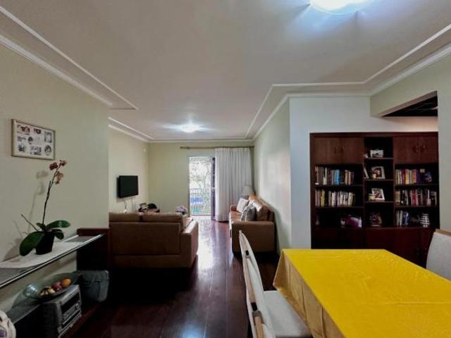 Apartamento tipo para venda em Vila Sofia com 3 quartos, sendo 1 suíte, 110m²