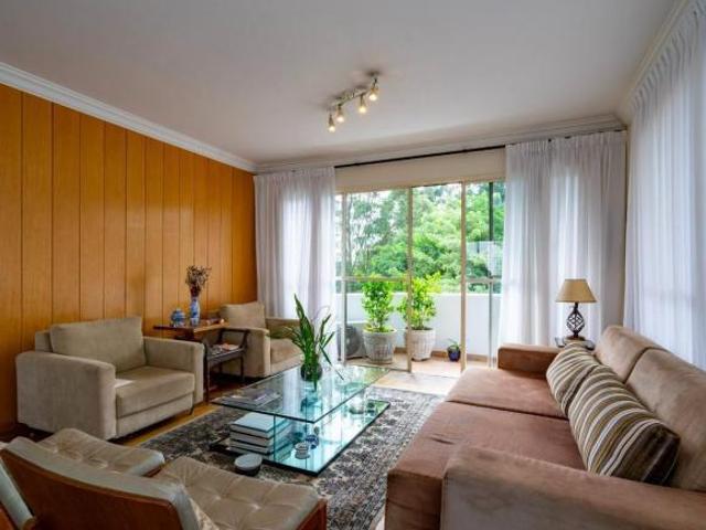 Apartamento tipo para venda em Vila Suzana com 3 quartos, sendo 1 suíte, 185m²