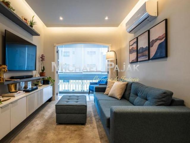 Apartamento tipo para venda no Itaim Bibi Michael Pajak 11 99996 4550