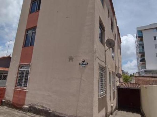 APARTAMENTO TIPO