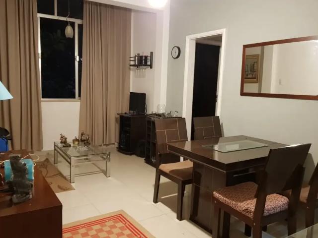 Apartamento todo Mobiliado de 2Quartos na Rua Maria Amália Subida