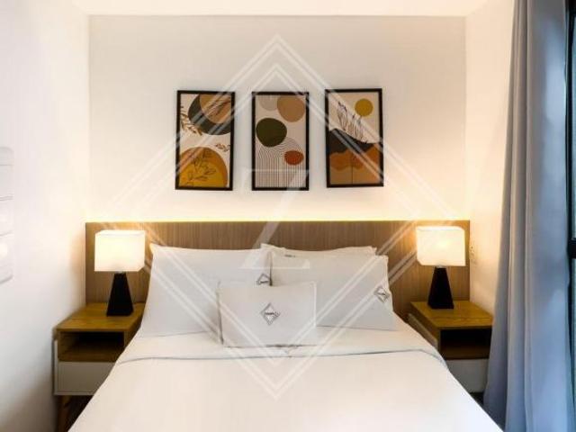 Apartamento todo mobiliado em Moema 1km Ibirapuera