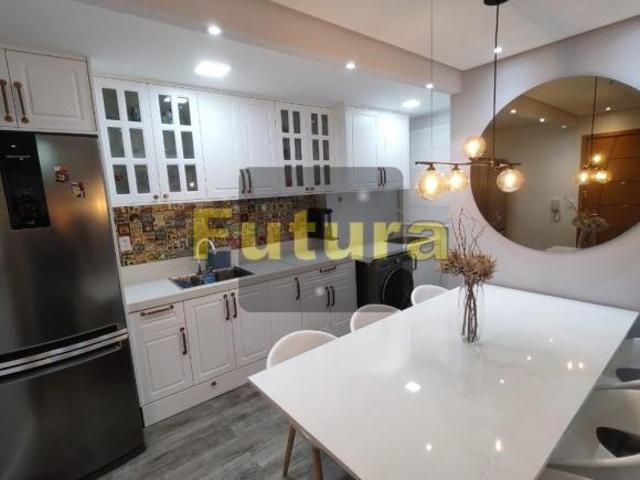Apartamento Todo Planejado com 2 Quartos Cozinha Americana Varanda Gourmet 1 Vaga de Garagem Condomí