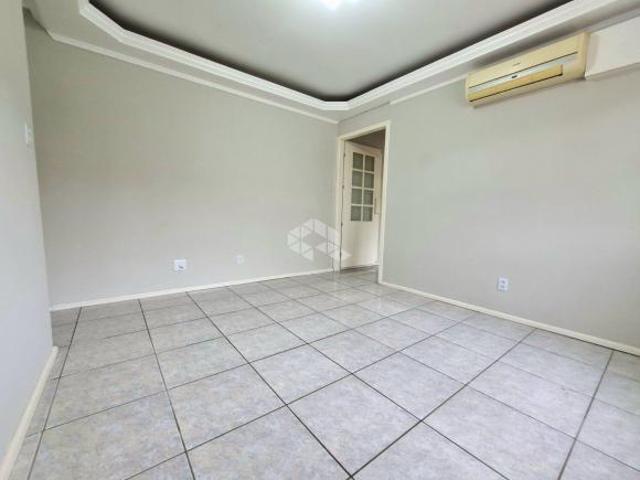 Apartamento todo reforma com 02 dormitórios, banheiro social, living para 02 ambientes, cozinha, áre