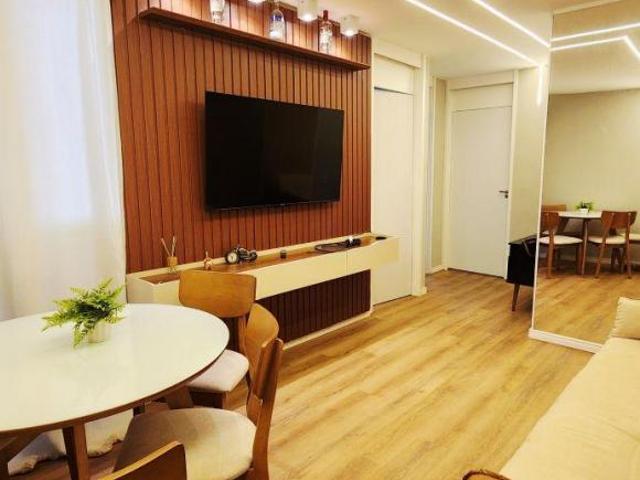 APARTAMENTO TODO REFORMADO, COM PROJETO ILUMINAÇÃO !