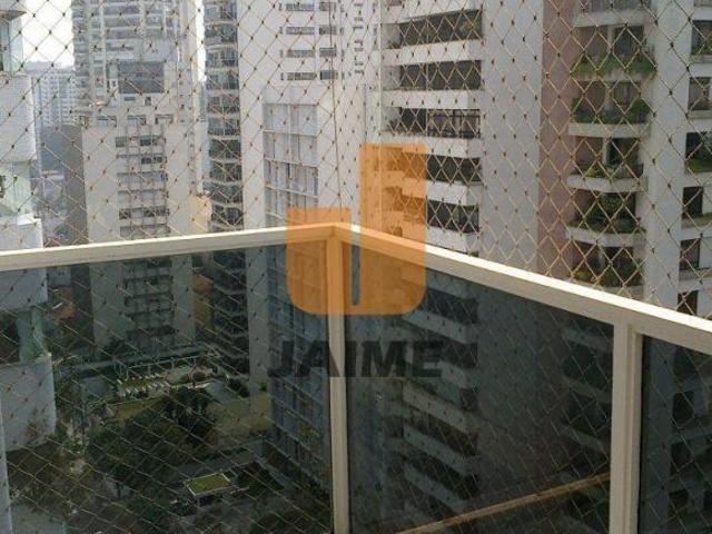 Apartamento todo reformado, próximo ao Shopping Higienópolis