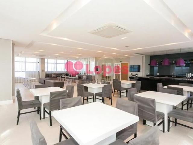 Apartamento totalmente mobiliado e equipado 20º Andar