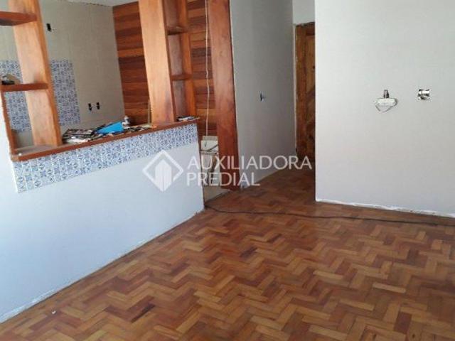 Apartamento totalmente reformado