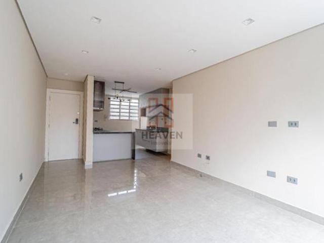 APARTAMENTO TOTALMENTE REFORMADO