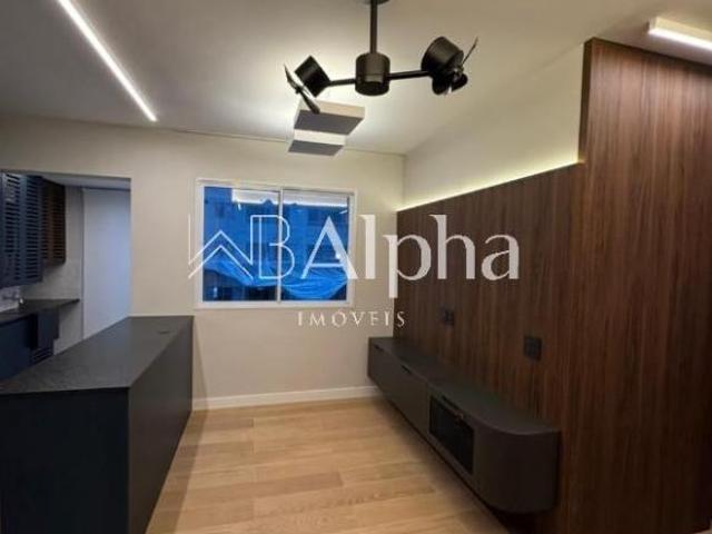 Apartamento totalmente reformado à venda no condomínio Estação 267 em Barueri SP