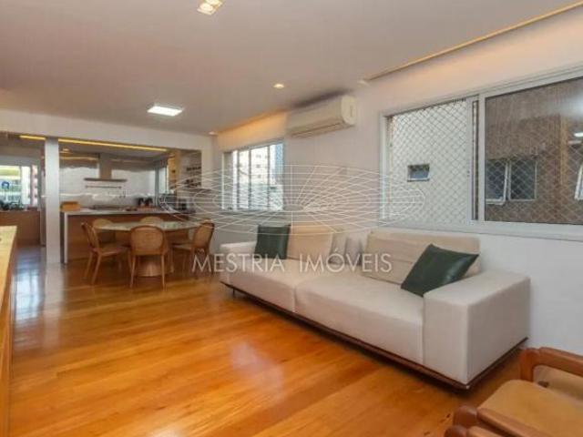 Apartamento totalmente reformado | Com 129 m² | Localização imbatível no Itaim Bibi!