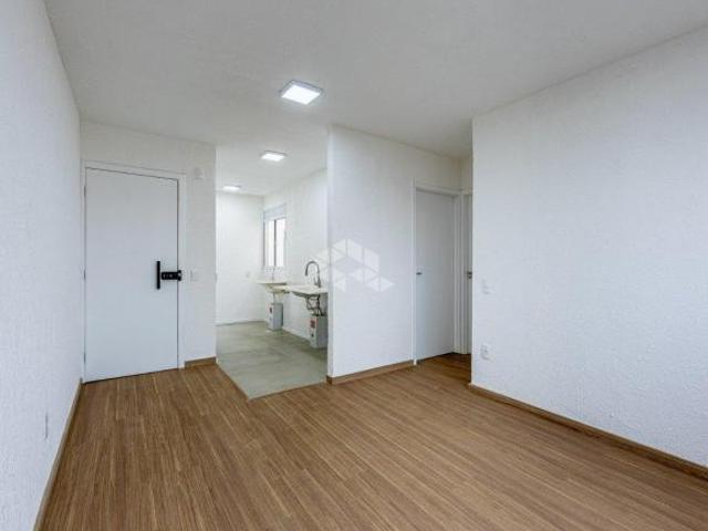 Apartamento totalmente reformado, com 2 dormitórios no Morada do Vale II
