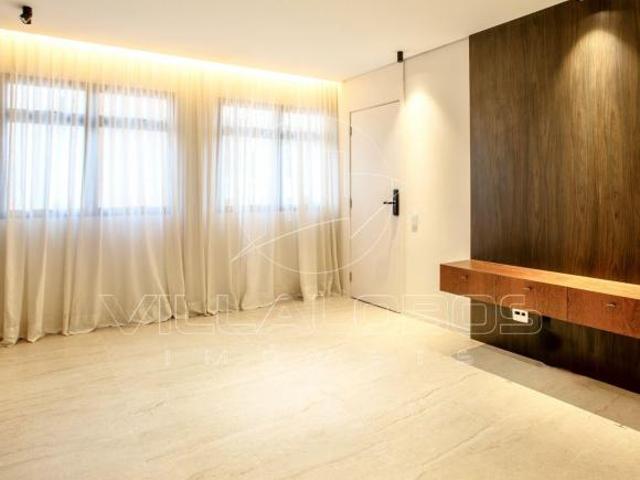 Apartamento totalmente reformado com 2 suítes à venda, 100 m² por R$ 2.800.000 Itaim Bibi São Pa