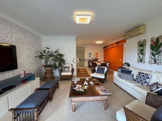 Apartamento totalmente reformado e decorado, com lazer completo est