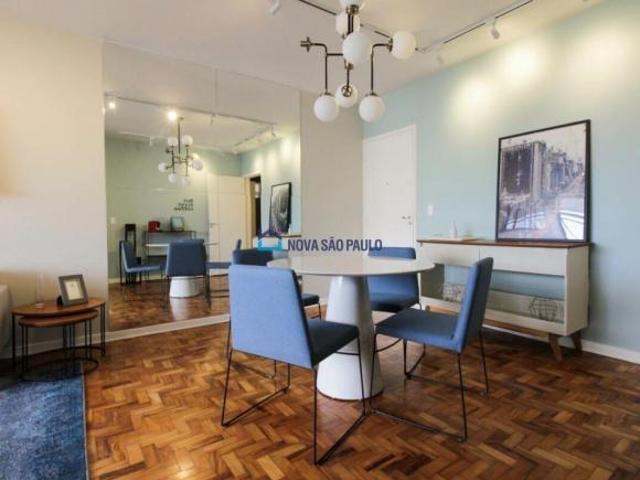 Apartamento Totalmente reformado em Moema com 04 dormitórios 03 suítes e 3 vagas