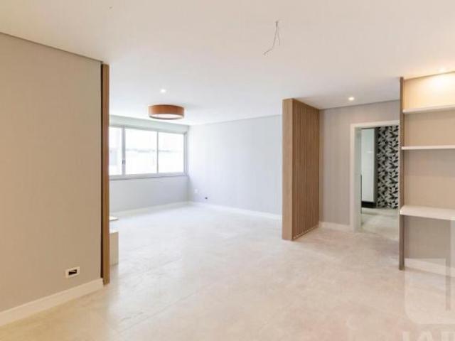 Apartamento totalmente reformado, moderno, 03 dormitórios e 01 vaga, ára nobre de Perdizes