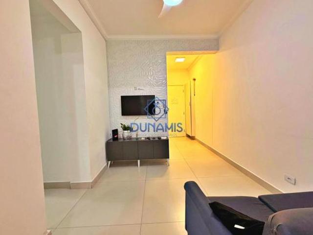 APARTAMENTO TOTALMENTE REFORMADO NA PRAIA DAS ASTÚRIAS COM 01 VAGA DE GARAGEM