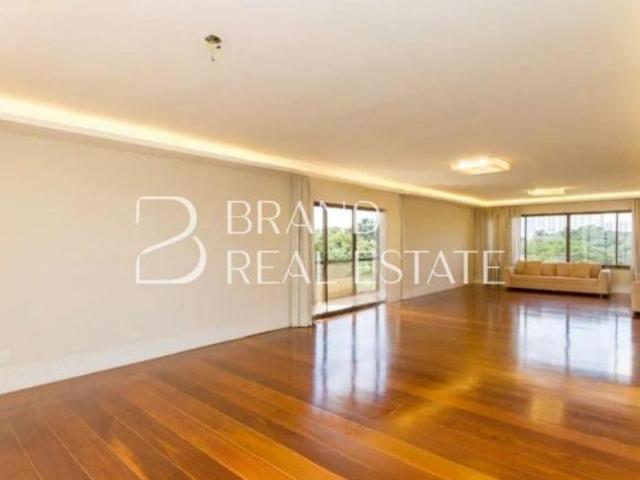 Apartamento totalmente reformado no Alto da Boa Vista 330m² 4 suítes 4 vagas