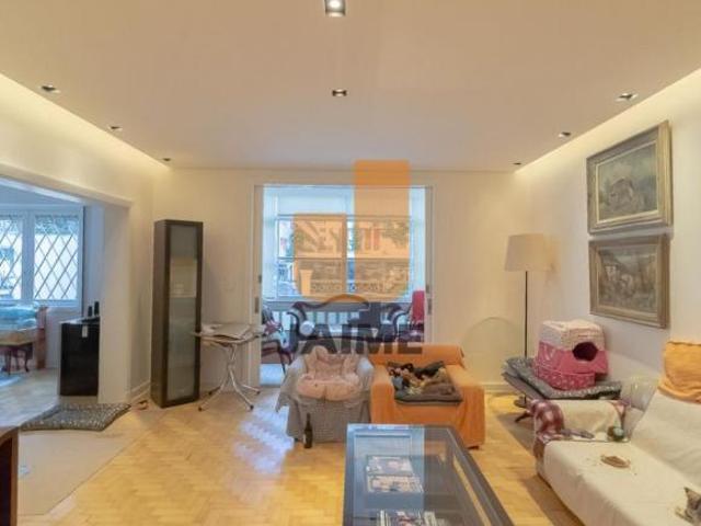 Apartamento totalmente reformado, próximo ao Shopping Higienópolis
