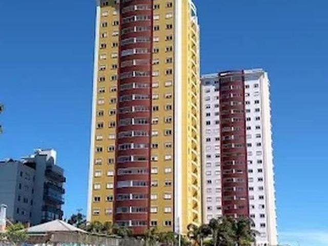 APARTAMENTO TRÊS DORMITÓRIOS NO RIO BRANCO