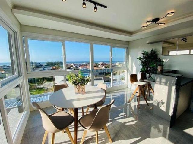 Apartamento três dormitórios, Areias Brancas