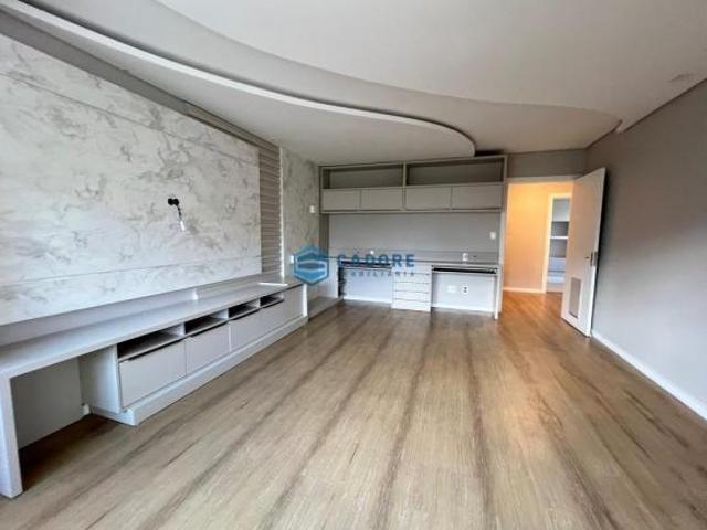 Apartamento três dormitórios b Marechal Floriano