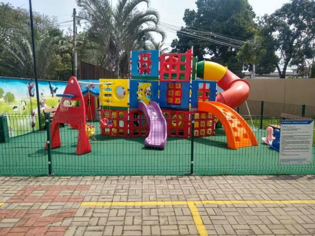 Apartamento tres quartos no supera campo grande!