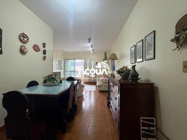 Apartamento três quartos piscina enseada