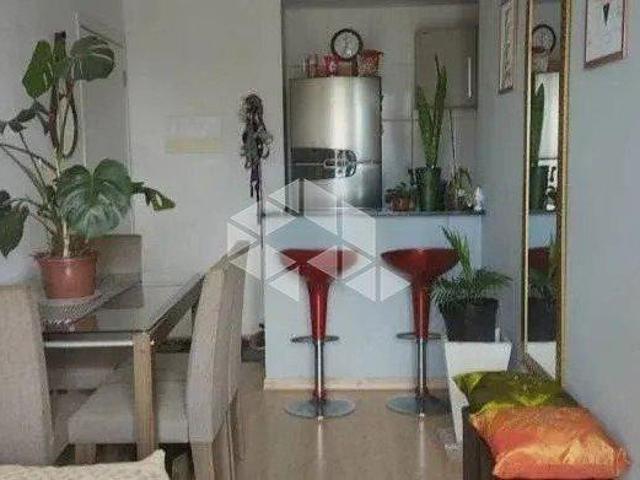 Apartamento Três quatros com Suite e Sacada