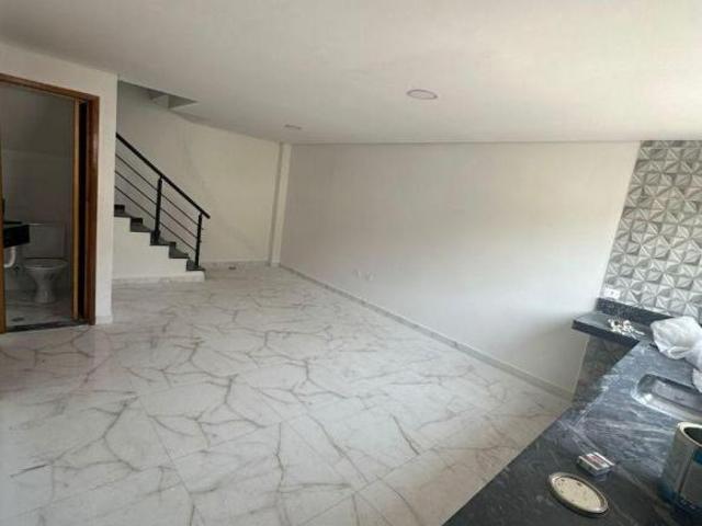 Apartamento Triplex com Elevador e2 dormitórios à venda, 130 m² por R$ 555.000 Vila Helena Santo