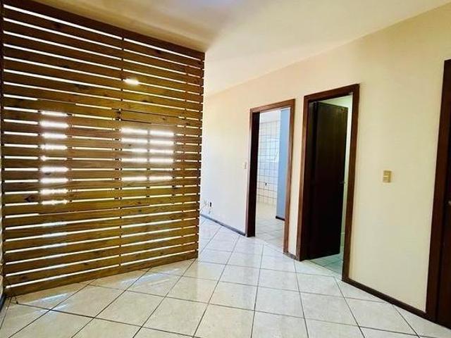 APARTAMENTO UM DORMITÓRIO NO CENTRO