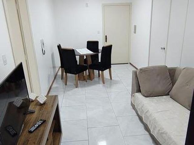 APARTAMENTO UM DORMITÓRIO CENTRO