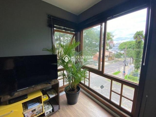 Apartamento um quarto com vaga coberta próximo a PUCRS