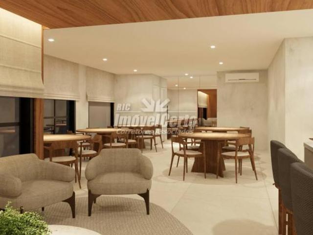 Apartamento único e sofisticado, localizado na pri