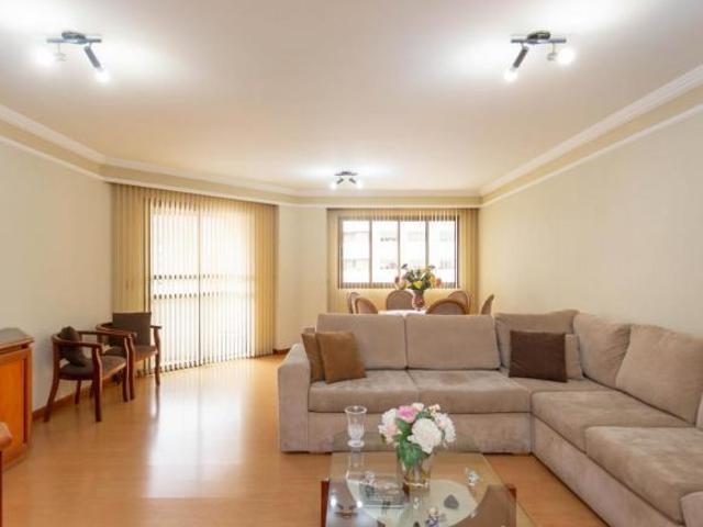 Apartamento único no condomínio Mont Royal!