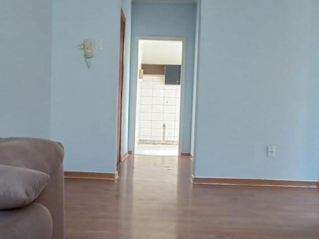 Apartamento usado a venda na Cavalhada Porto Alegre com cozinha ame
