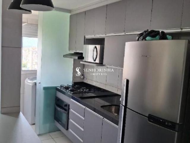 Apartamento vago próximo ao centro de SBC: 02 dormitórios, 01 banheiro, sala, cozinha projetada, áre