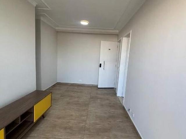 Apartamento Vago 67m2a/u 3 dormitórios, Frente com Varanda, 1 vaga no Bairro Homero Thon – Santo And