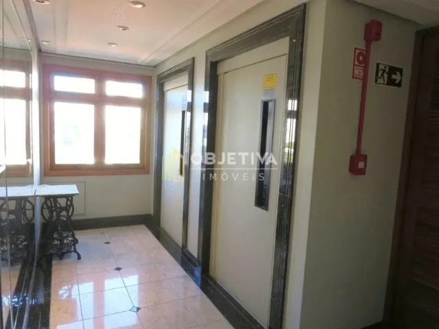 Apartamento à venda 4 Quartos 1 Suite 3 Vagas 214M² Higienópolis Porto Alegre RS