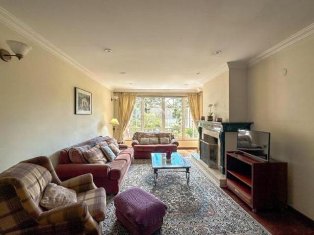 Apartamento / Venda
