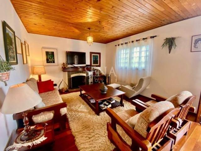 Apartamento / Venda
