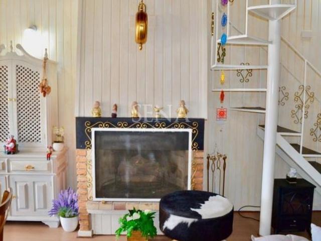 Apartamento / Venda