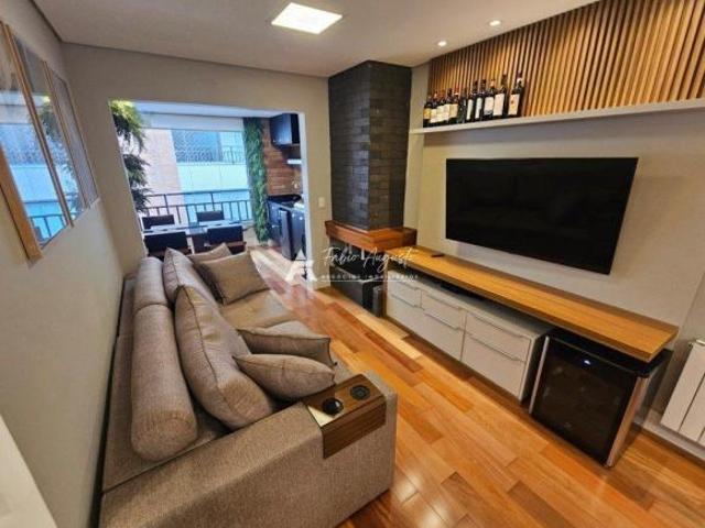 Apartamento / Venda