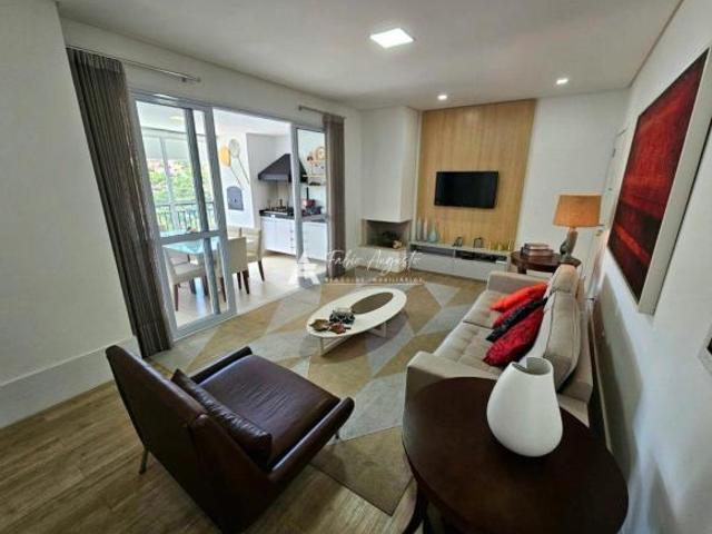 Apartamento / Venda