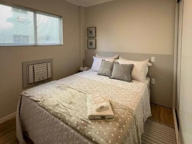 Apartamento à venda, 03 dormitórios sendo 01 suíte, 87 m2, 02 vagas, Centro, Balneário Camboriú