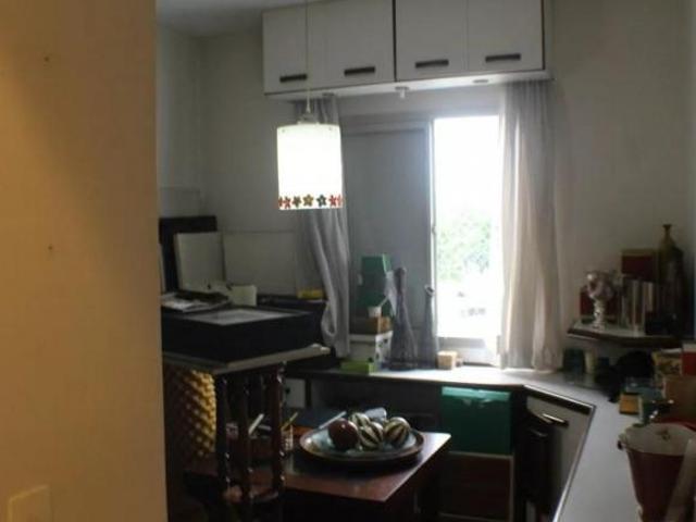 Apartamento venda 124m² sendo 3 dormitórios 04 banheiros, 1 suíte e 2 vagas Vila