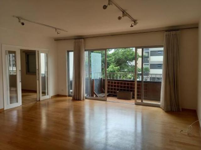 Apartamento venda 128 m² 3 Quartos Pinheiros próximo metro Fradique Coutinho!
